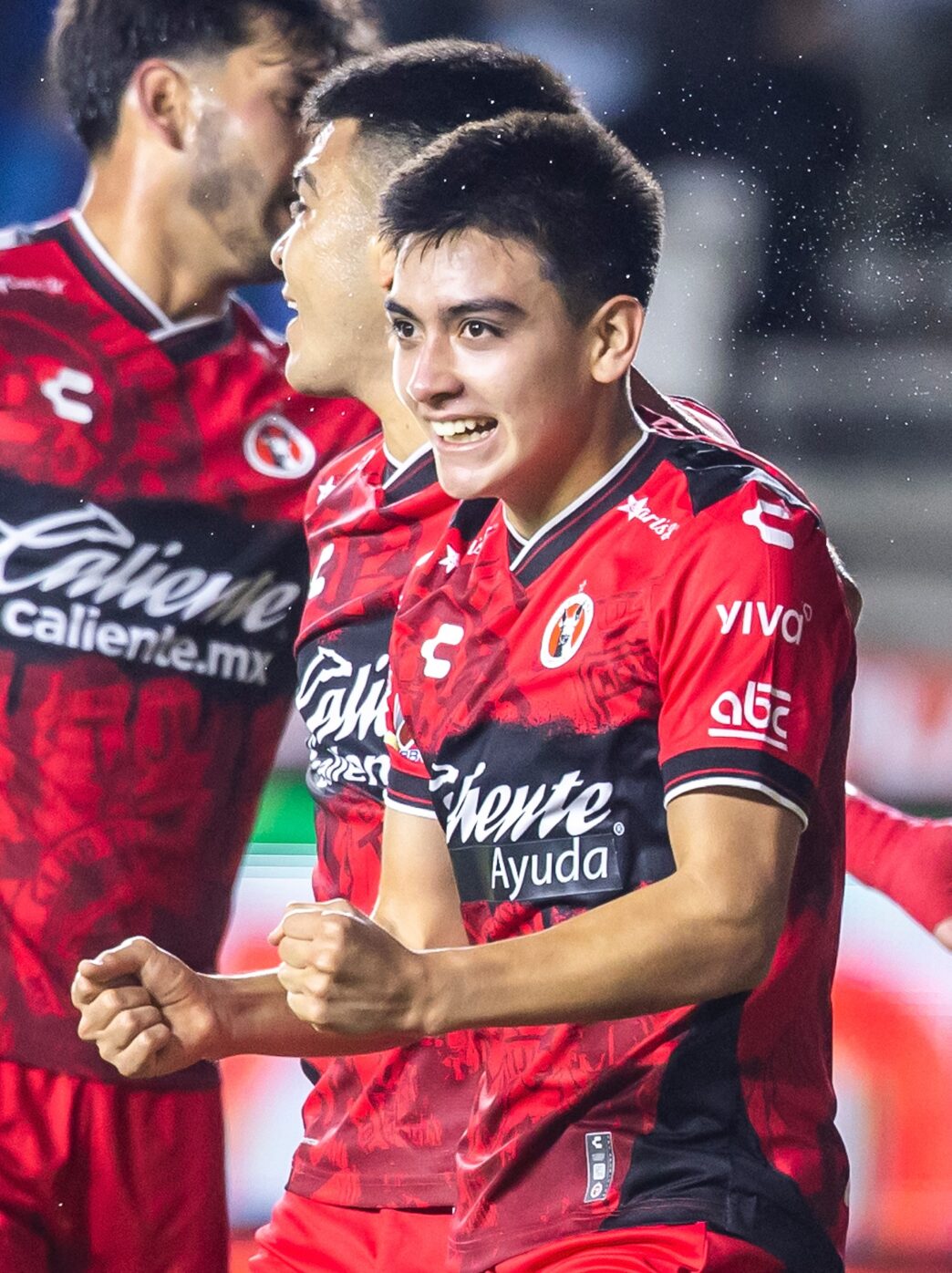 Europa voltea a ver a Gilberto Mora: Su representante confirma el ...